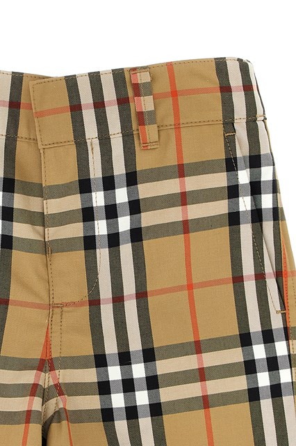 Burberry Bermuda 'oscar' su julian-fashion.com - 326616 - IT