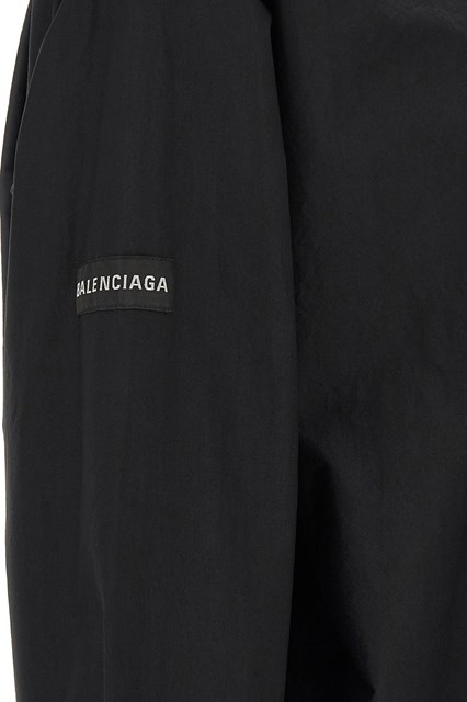 Balenciaga Logo patch shirt available on julian-fashion.com - 327025 - JP